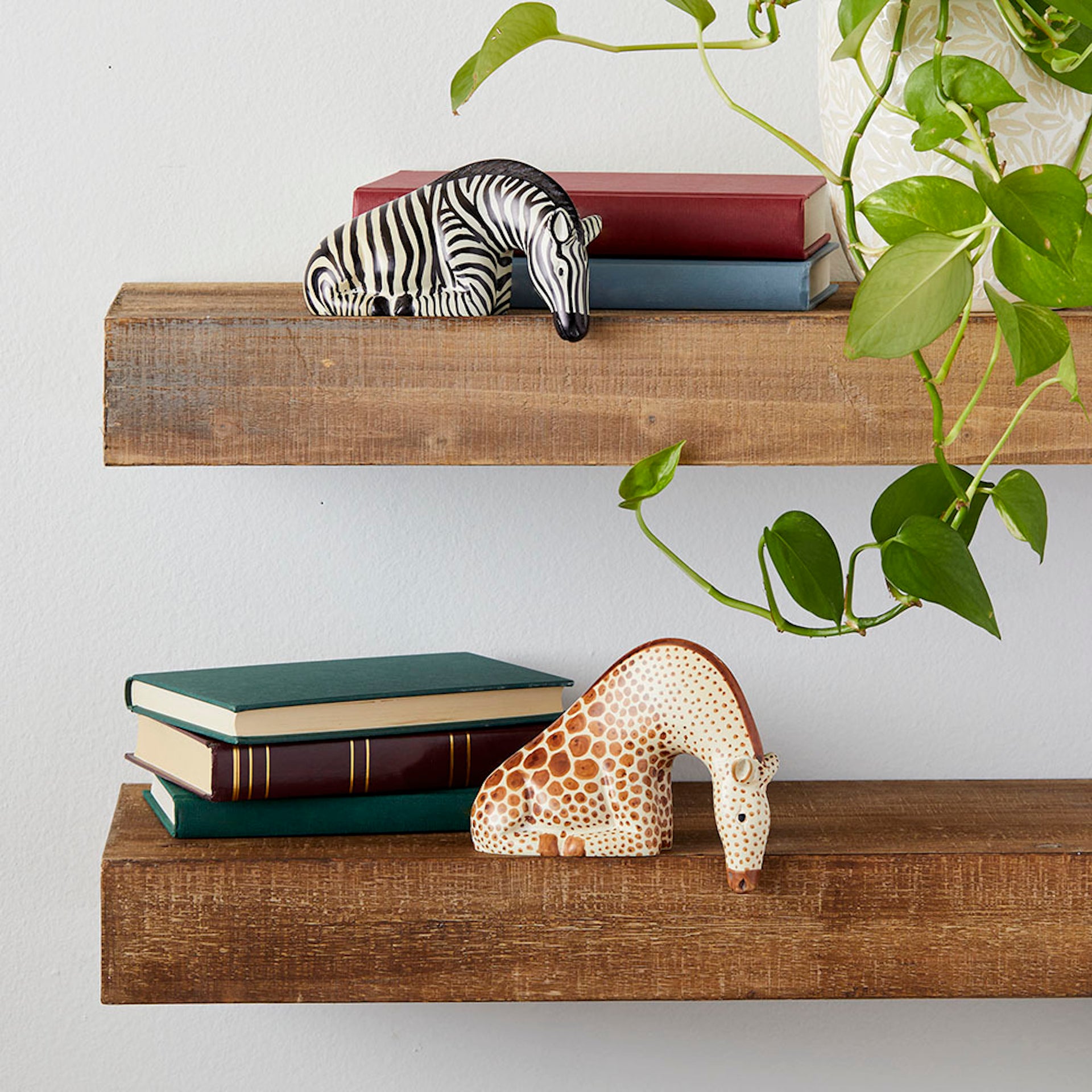 Giraffe Soapstone Shelf Sculpture – Better World Bio